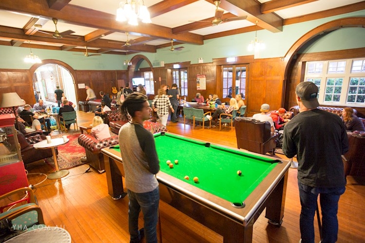 YHA Newcastle Beach | Backpackers Hostel