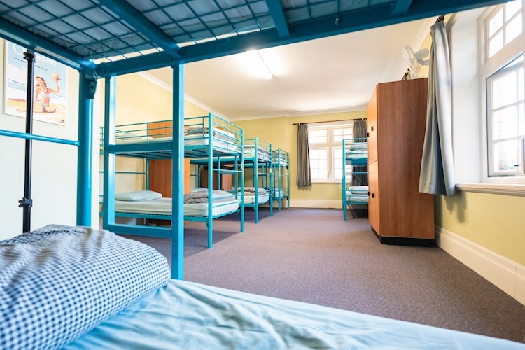 YHA Newcastle Beach | Backpackers Hostel