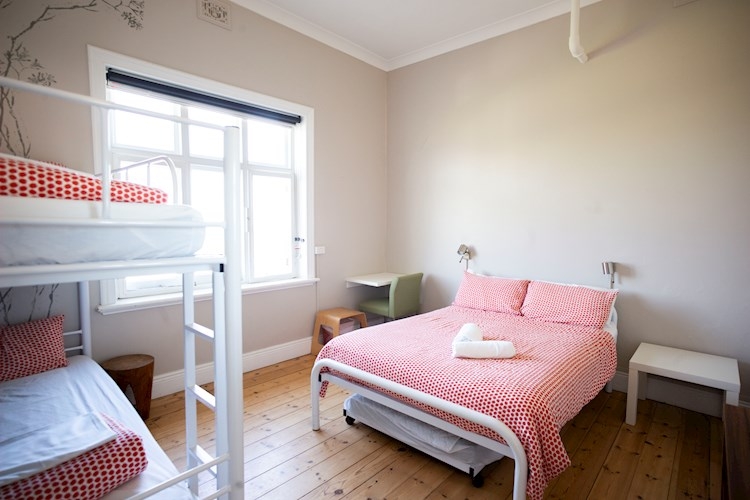 Port Elliot Beach House Accommodation | YHA Australia