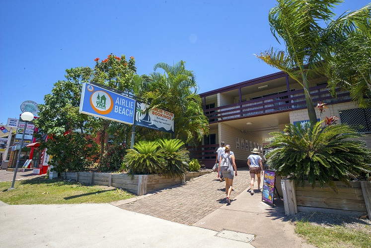 12 Experience Souvenirs to Collect in Australia | YHA Australia